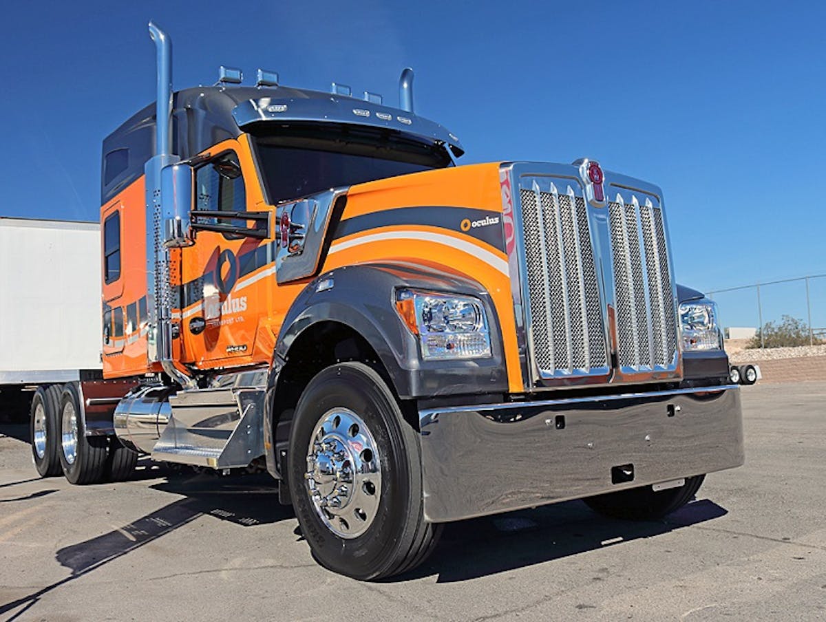 Kenworth retains iconic long-nose look with launch of the W990 ...