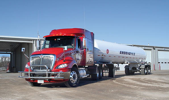 Photos: V&M Transport | Bulk Transporter