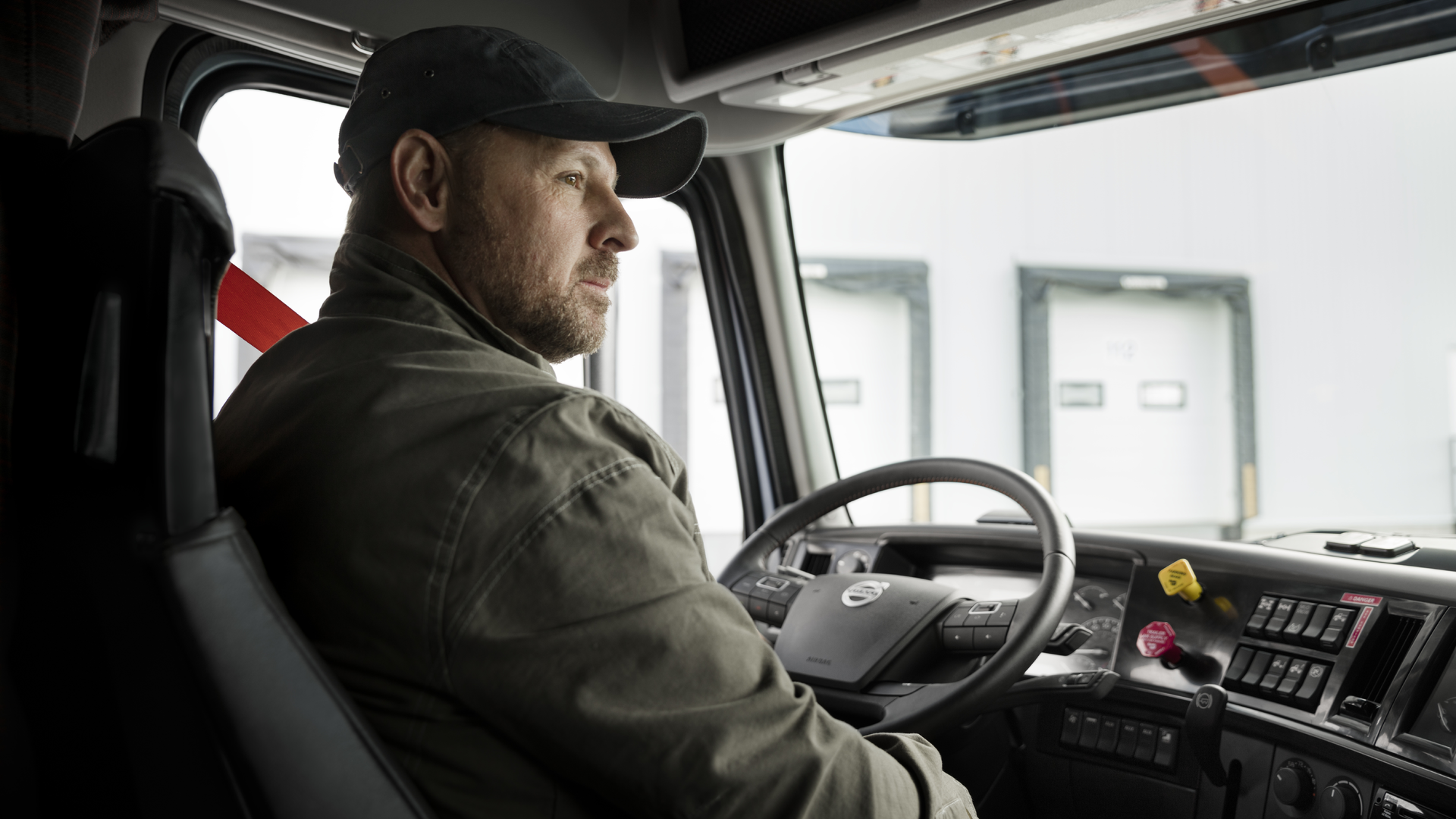 Volvo, Bendix boost driver safety | Bulk Transporter