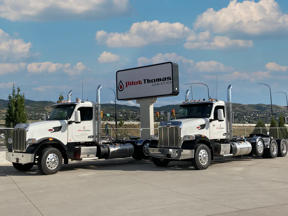 Pilot Thomas solves right-sizing dilemma with PacLease | Bulk Transporter