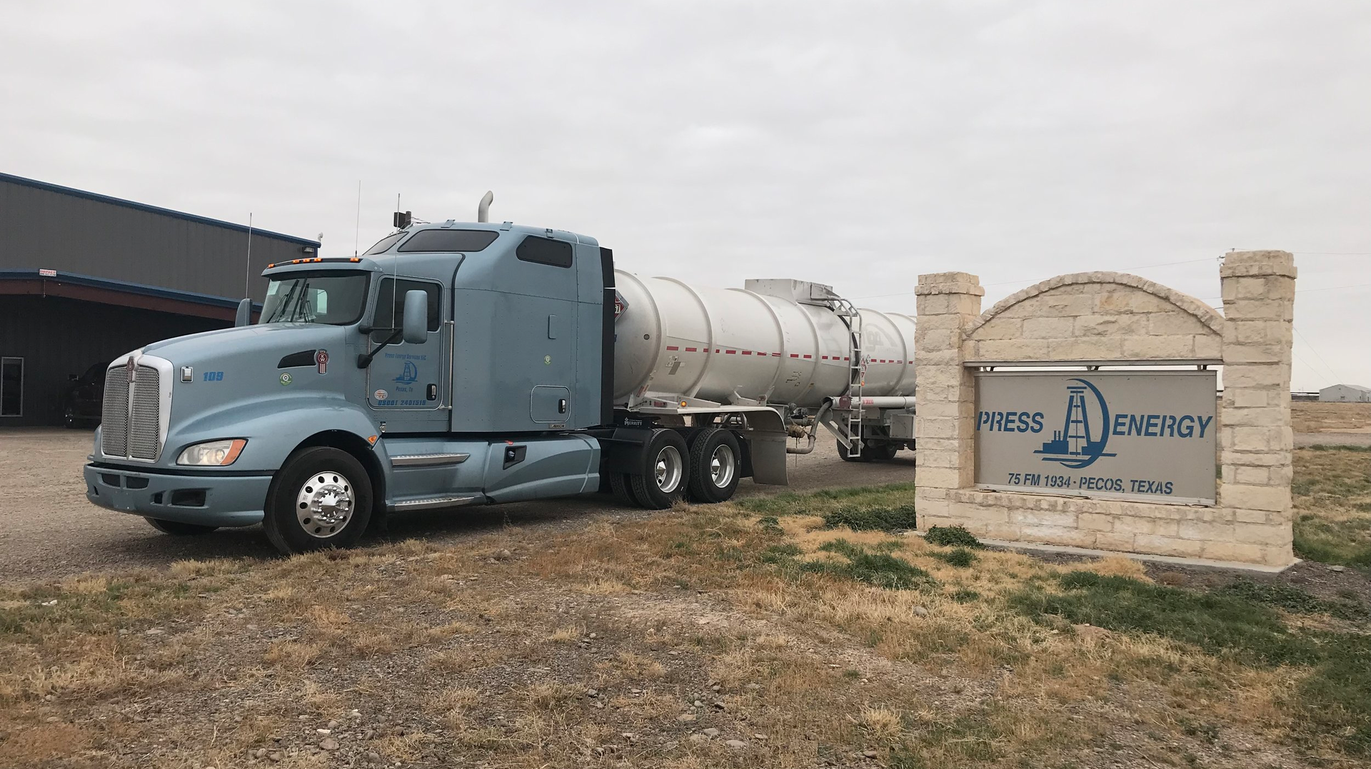 Heniff out to build tank truck industry’s preeminent operation | Bulk ...