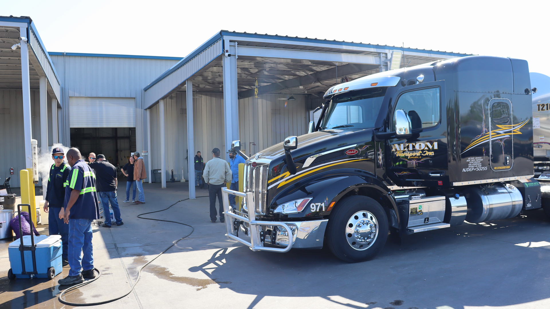 Altom celebrates intermodal growth, nationwide expansion | Bulk Transporter