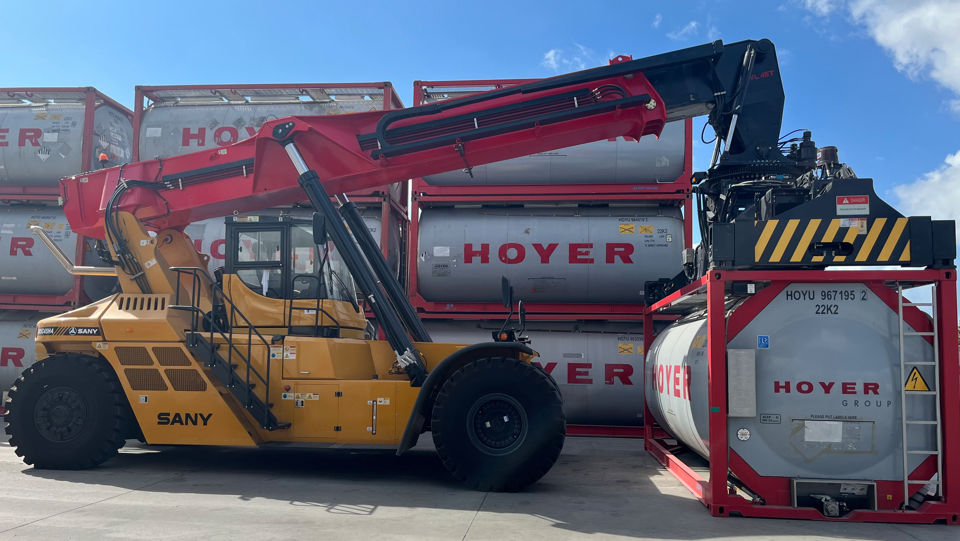 How technology optimizes transloading efficiency | Bulk Transporter