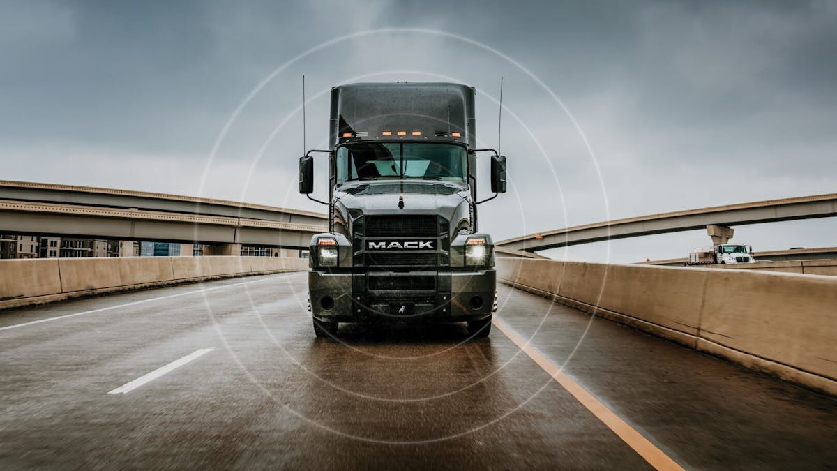 Volvo, Mack Trucks roll out new connected vehicle fleet portals | Bulk ...