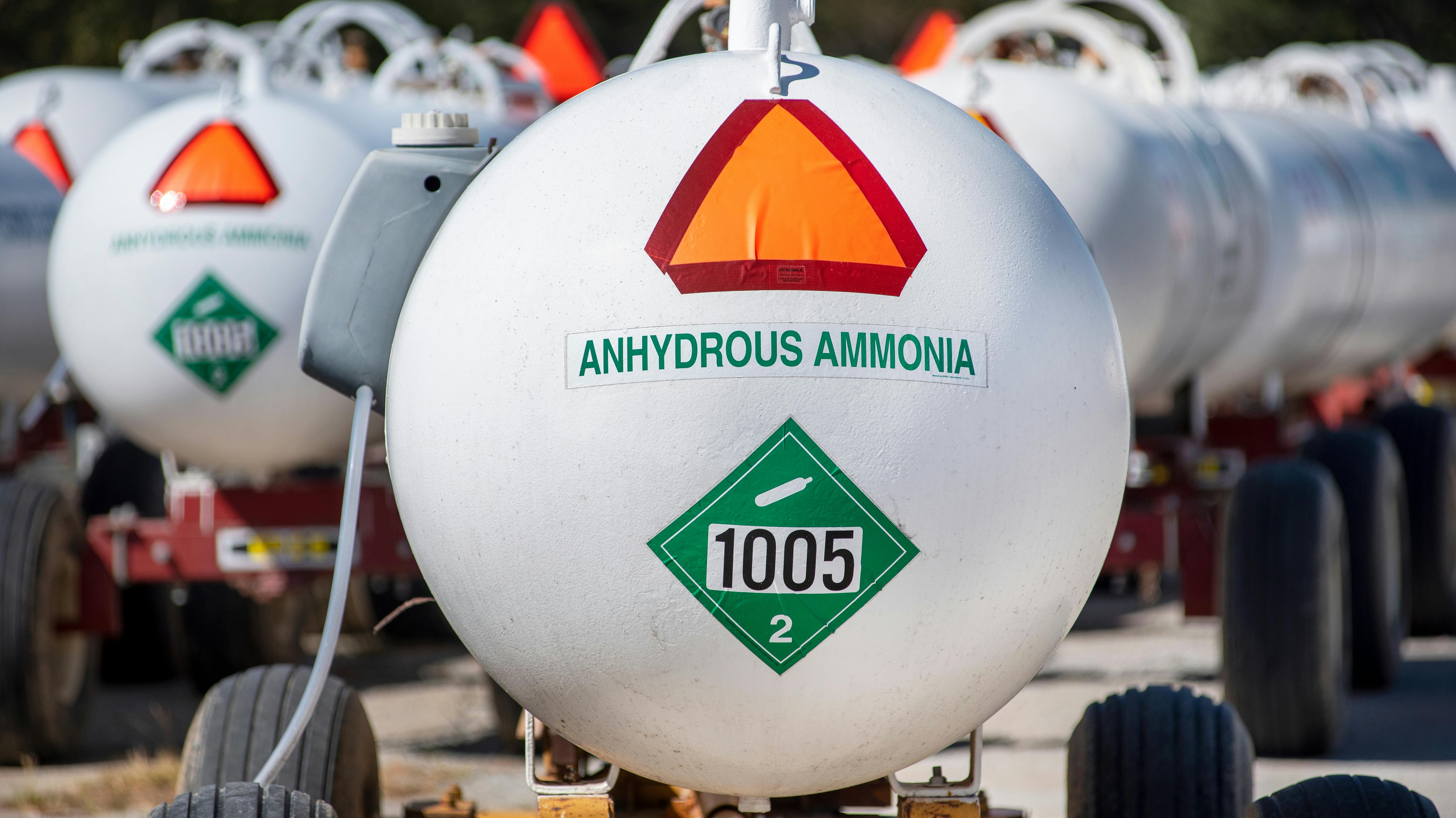 Cargo Tanks/Trailers | Bulk Transporter