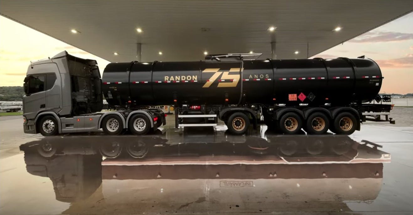 Randon launches 75th-anniversary trailers | Bulk Transporter