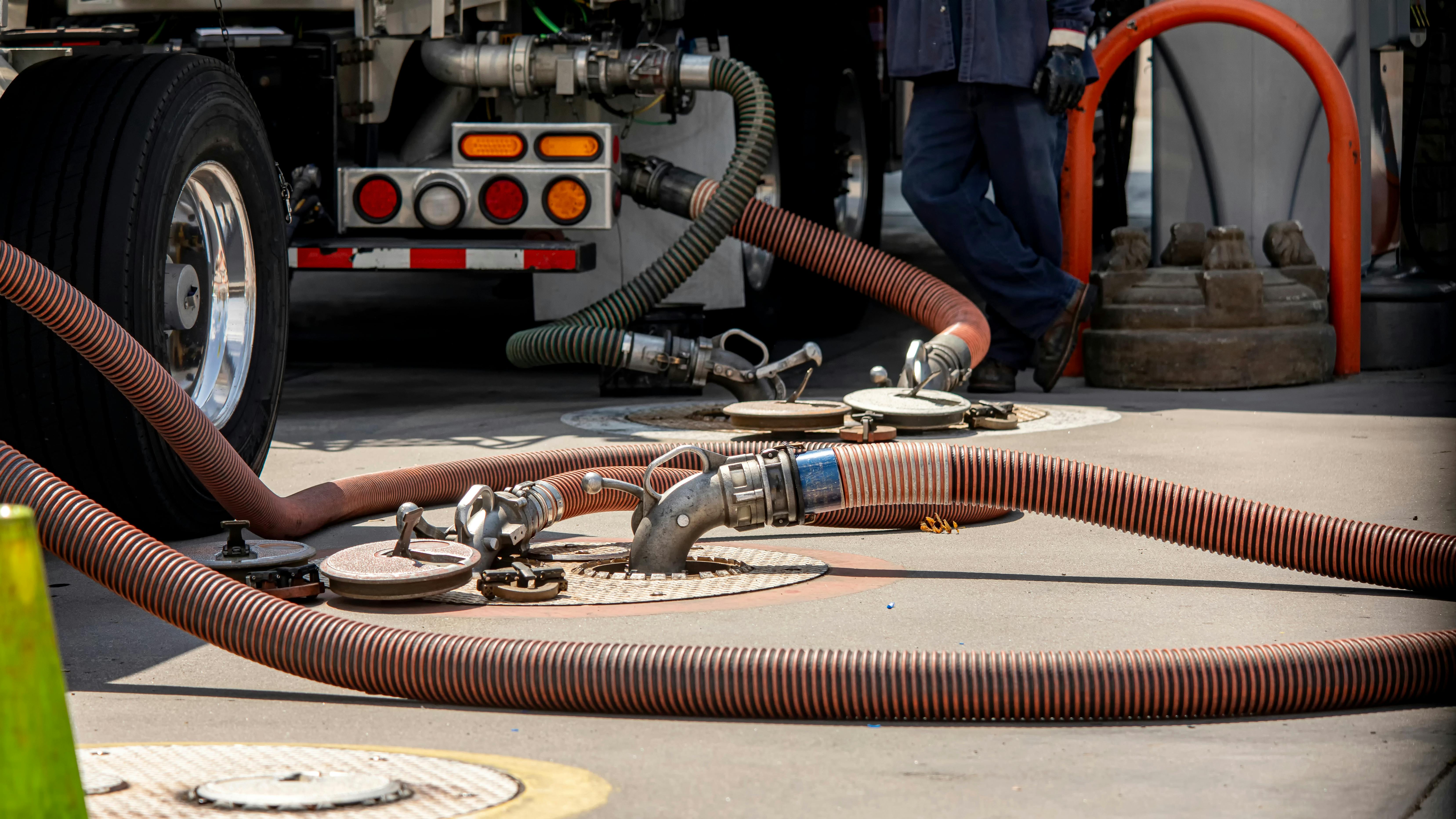 Tanker Safety: From truck driving to bulk cargo handling | Bulk Transporter